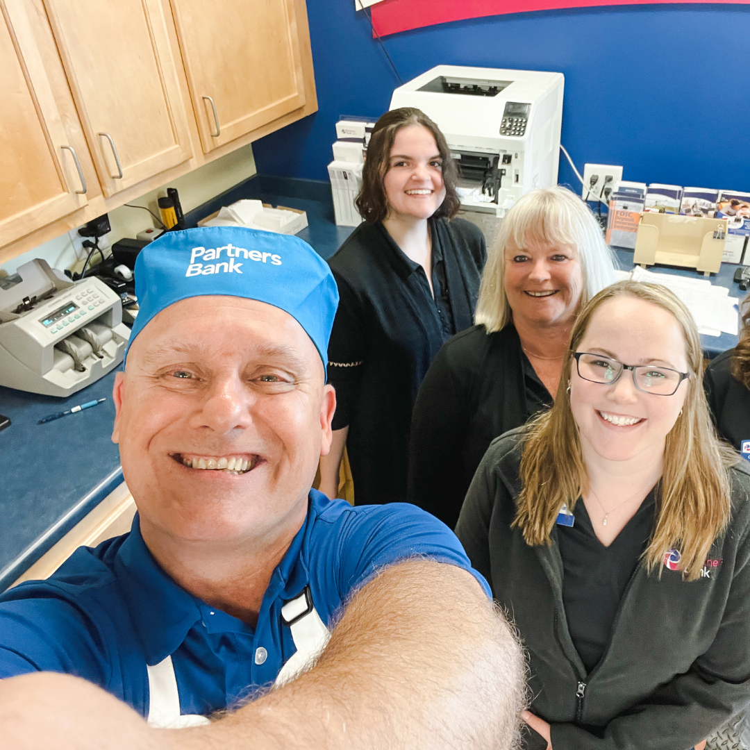 Career Center - Partners Bank