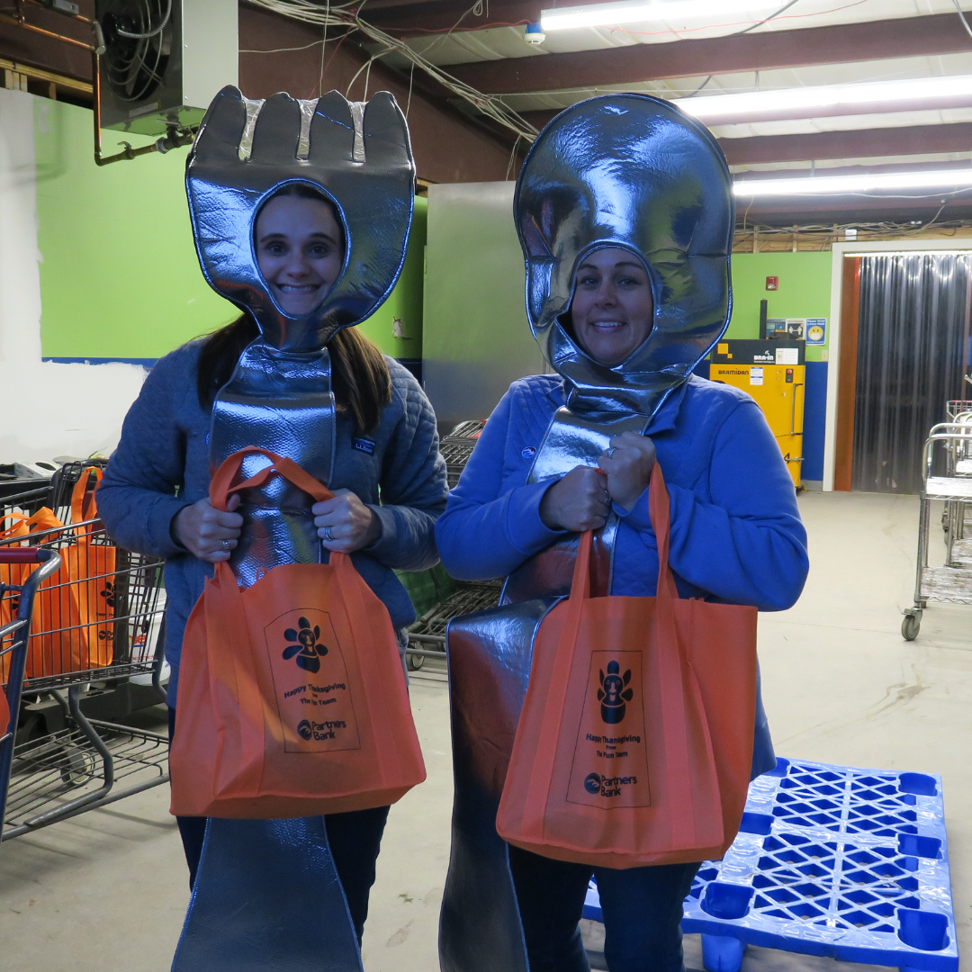 Partners Bank Donates 40 Turkeys to York County Shelter Programs ...
